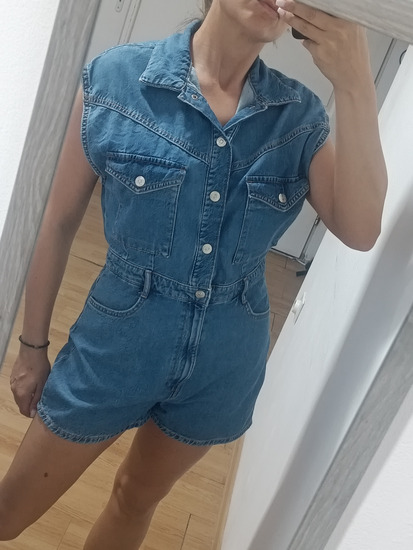 Zara kombinezon M
