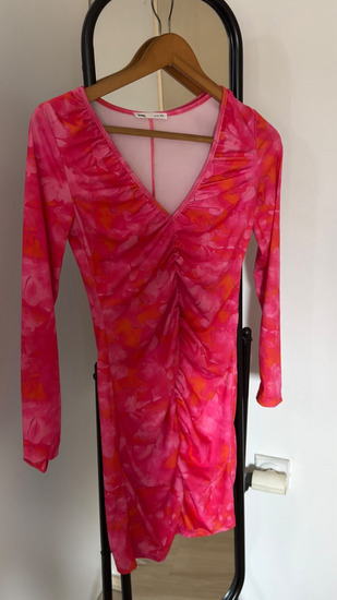 Pink haljinica