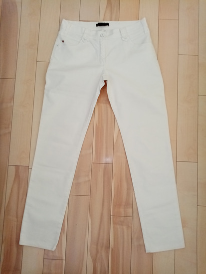 MAX MARA WEEKEND vrhunske zenske farmerke M