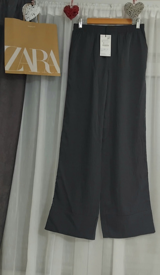 Odlicne Zara pantalone siroki paspul sa etiketom S