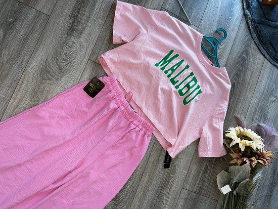 Beby roze crop