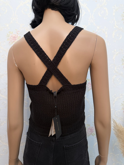 Massimo Dutti Top, Novo sa etiketom