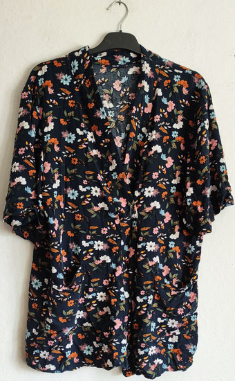 KIABI cvetni kimono-kardigan Svestran