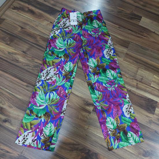 Nove Zara satenske pantalone