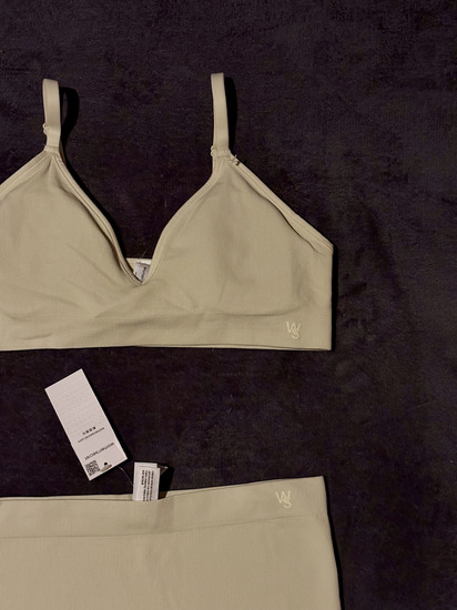 WOMAN SECRET set sa etiketom