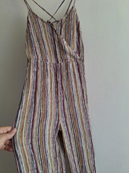 Bershka kombinezon novoo..vel L/M