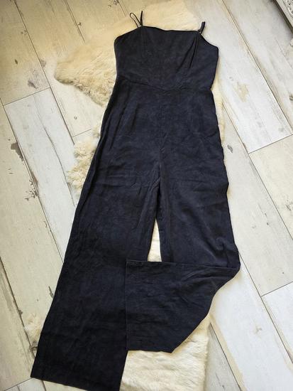 H&M crni kombinezon 40