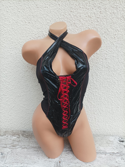 Fetish Goth PVC/Latex Crni Bodi sa Pertlama S/M
