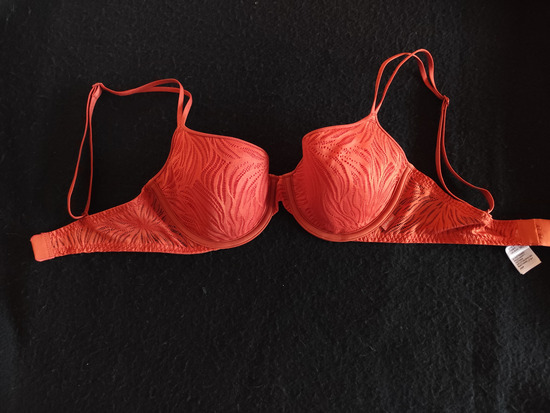 Calvin Klein Lightly Lined brushalter 70C