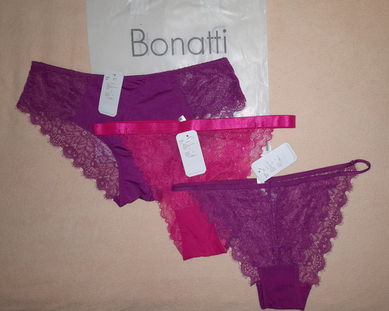 Bonatti 3kom brazilke cipka roze,ljubicaste NOVO!%