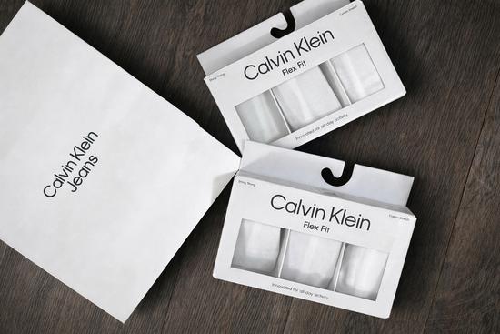   Calvin Klein set tangica