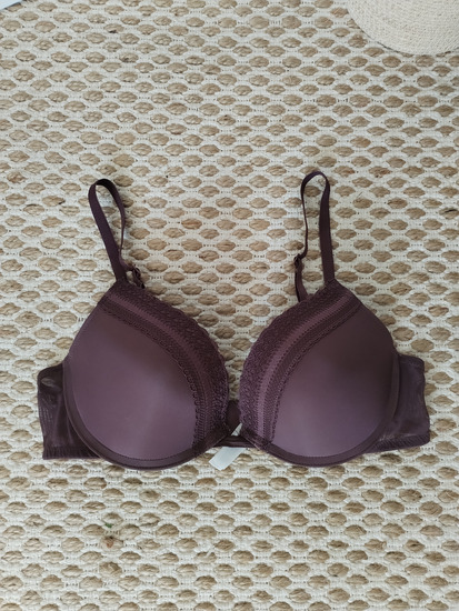 Novi Primark brushalter 80C