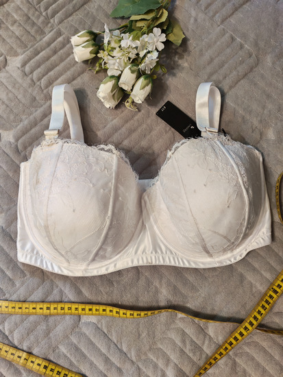Beli čipkani grudnjak UK 40GG (EU 90J), za XL
