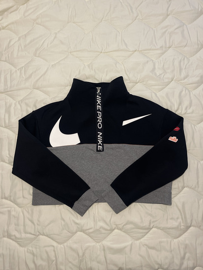 Nike pro