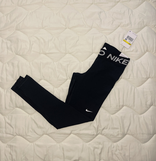 Nike pro
