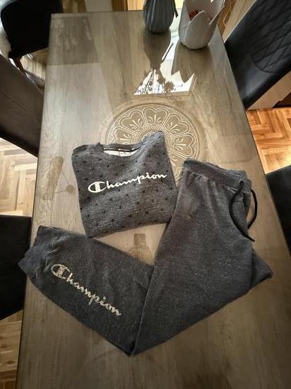 Champion original pamucna trenerka m/l