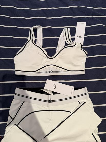 Alo Yoga set NOVO L velicina