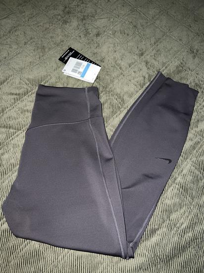 NIKE Universa Dri-FIT Tight vel.S,M NOVO