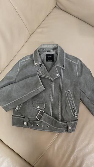 Bershka jakna