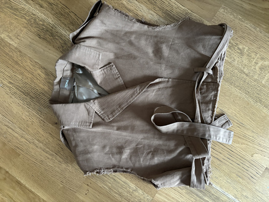 Tema prsluk S