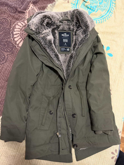 Hollister jakna