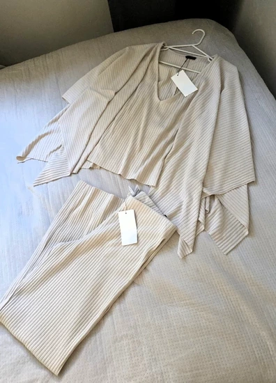 Zara komplet nov M-L