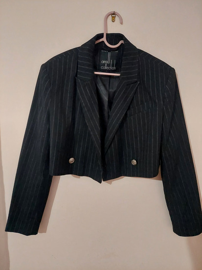 Amisu crop sako - Novo