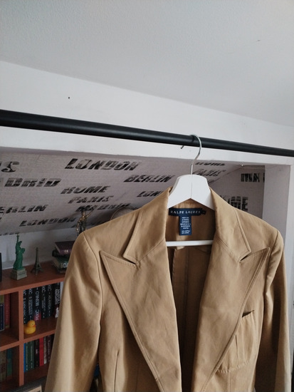Ralph Lauren sako.