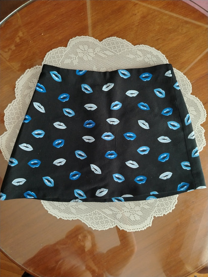 Zara mini suknja