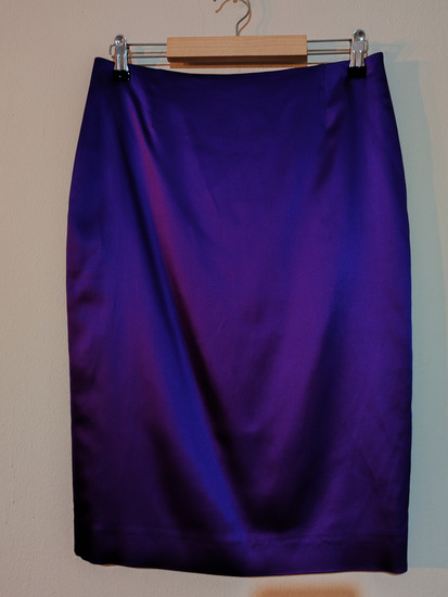 ESCADA ORIGINAL SATENASTA PENCIL SUKNJA S/M