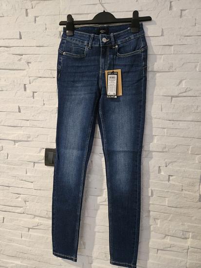 Nove Vero Moda farmerke XS