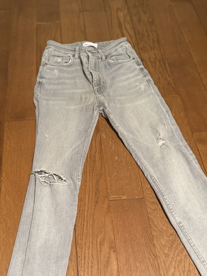 Zara sive farmerice