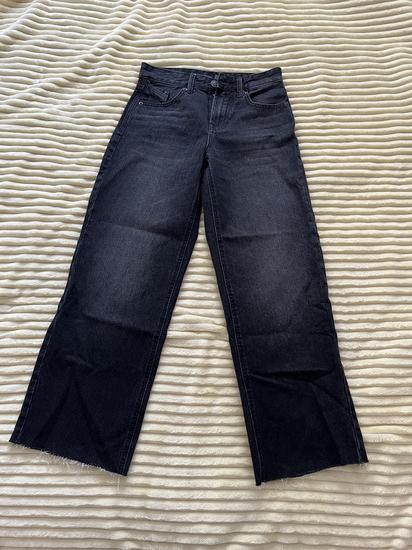Stradivarius crne farmerke