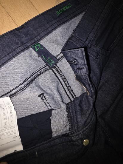 Beneton pantalone 29