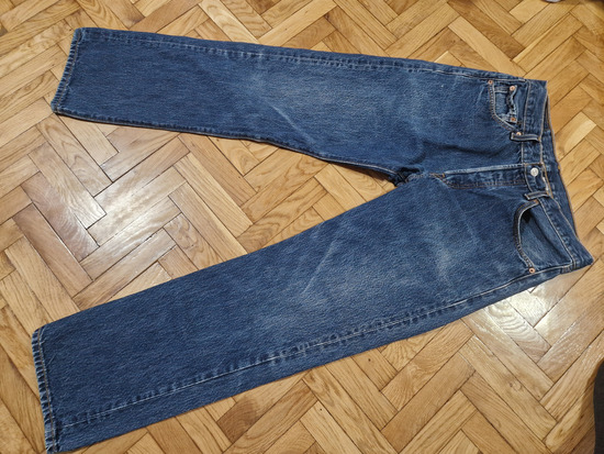 LEVIS 501 original cepkane farmerke 34 x 32
