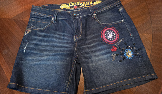Desigual šorts