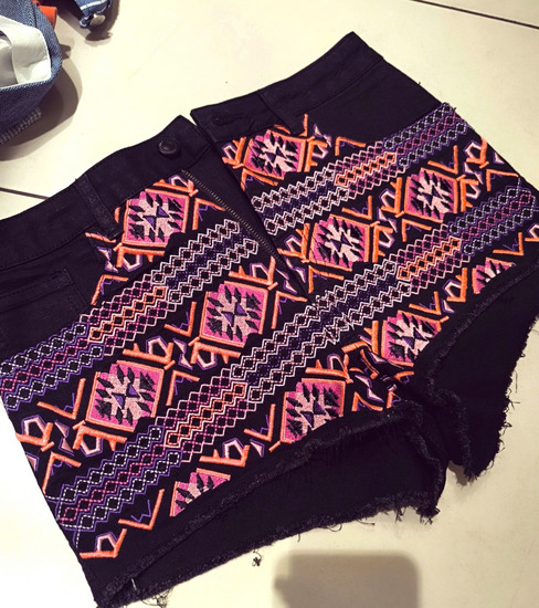 prelep hipi boho sorts M
