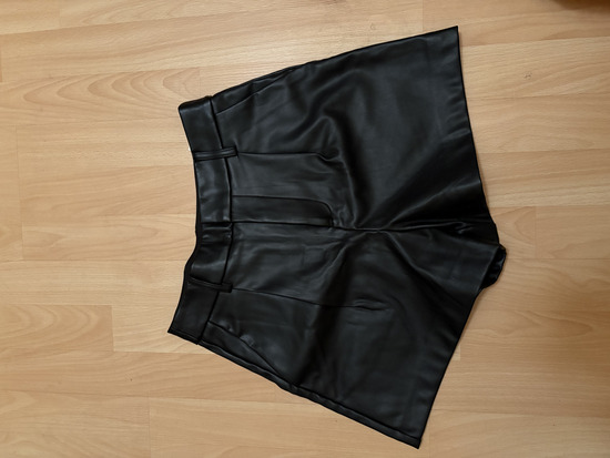 Stradivarius Kozni sorts