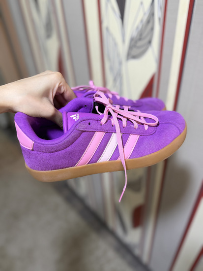 Adidas patike kao nove