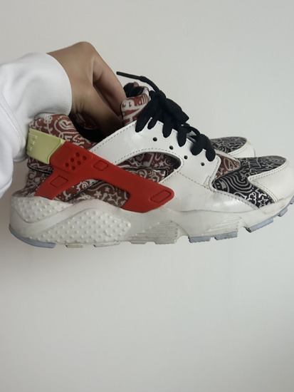 Nike Huarache Run SE Doodle