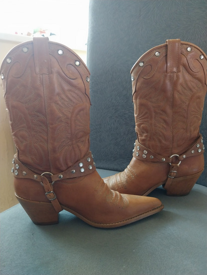 Wrangler kaubojke, 37-38 SNIŽENJE %%%