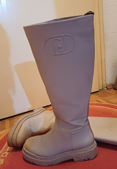 Liu Jo 39