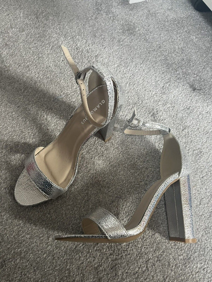 Glamorous srebrne sandale vel.38 NOVO