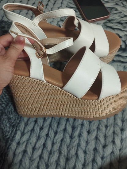 Sandale