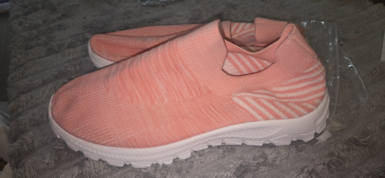 Slip in zenske patike 42 broj