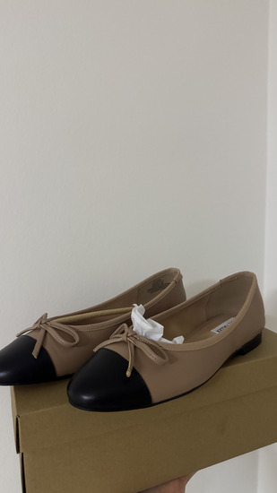 Steve Madden baletane