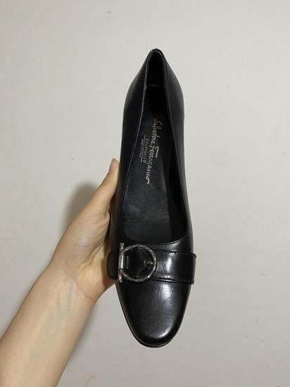    SALVATORE FERRAGAMO