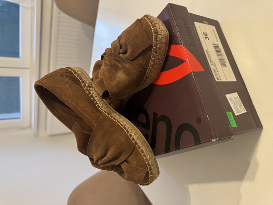 Bueno espadrile