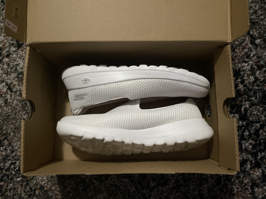 Skechers patike