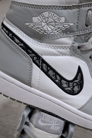 Nike Jordan retro by Dior patike
